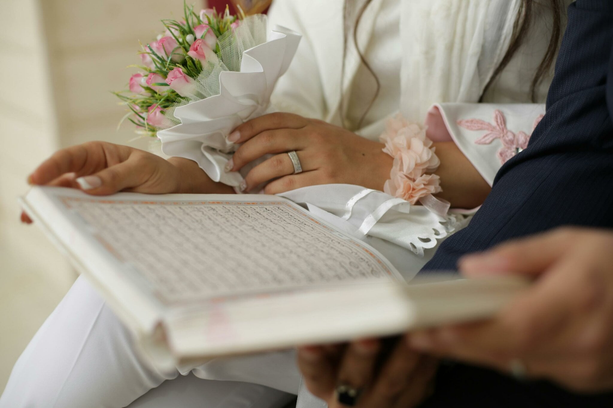 What to Write in a Wedding Guest Book - Bridebook